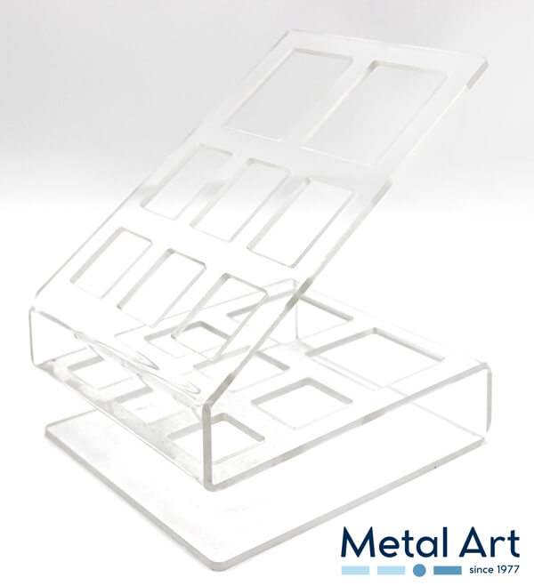 Espositori da Terra Milano - Produzione Espositori Metal Art