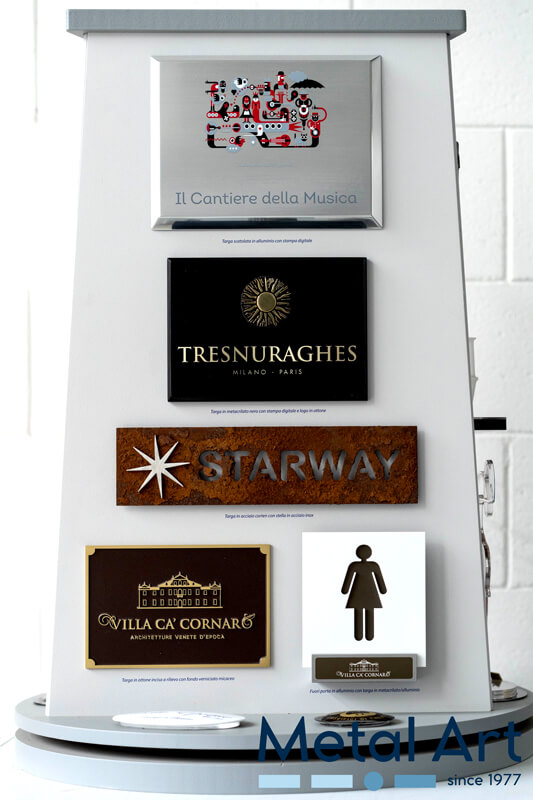 Targhe con Incisione Milano, Targhe e Targhette - Metal Art